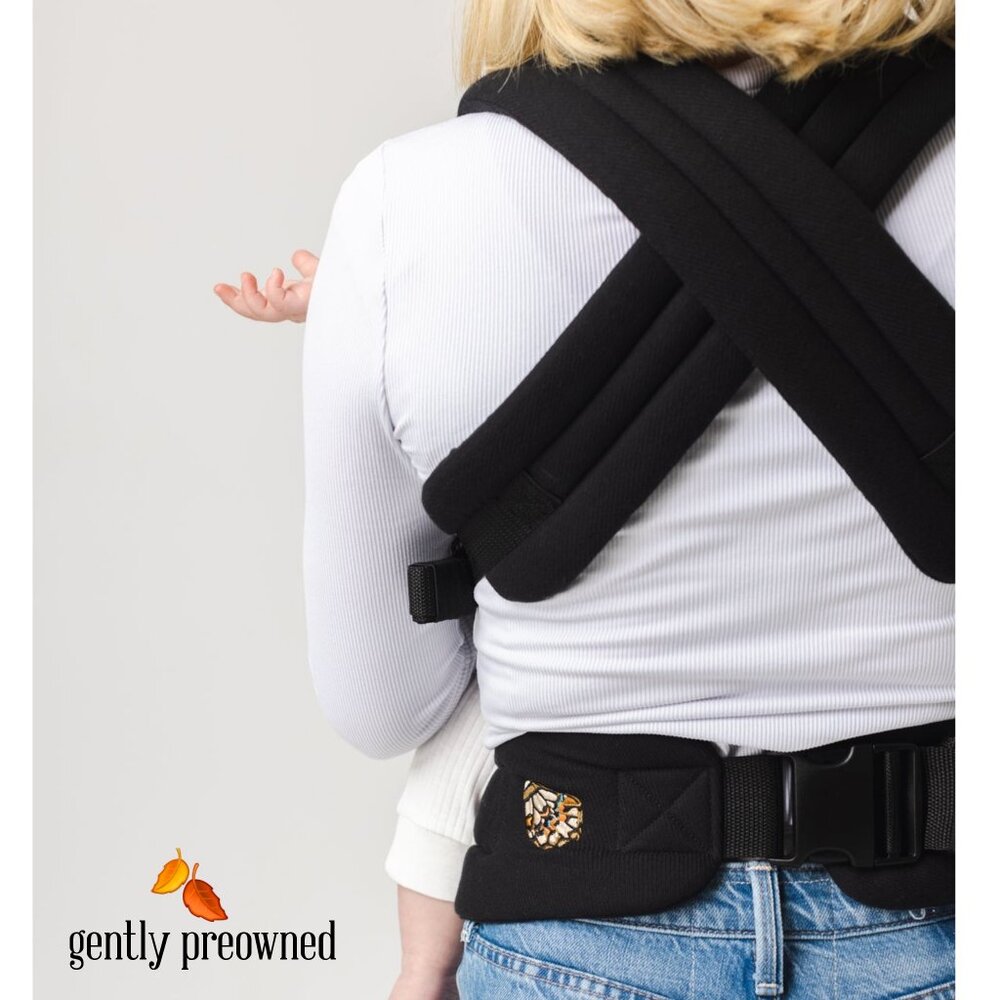 Mabe the Monarch Carrier Black VERY GENTLY PREOWNED - Gem